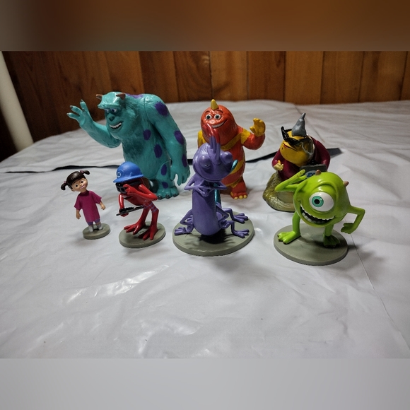 Disney | Toys | Disney Parks Pixar Monsters Inc Collectible Figures ...